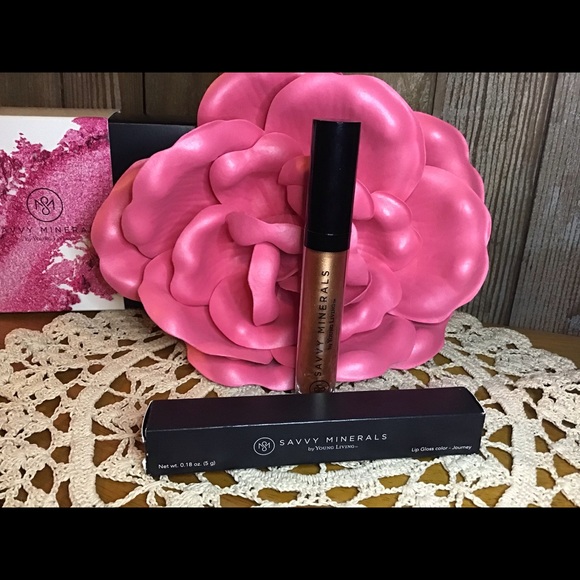 Young Living | Makeup | Savvy Minerals Lip Gloss Journey 8 Oz | Poshmark